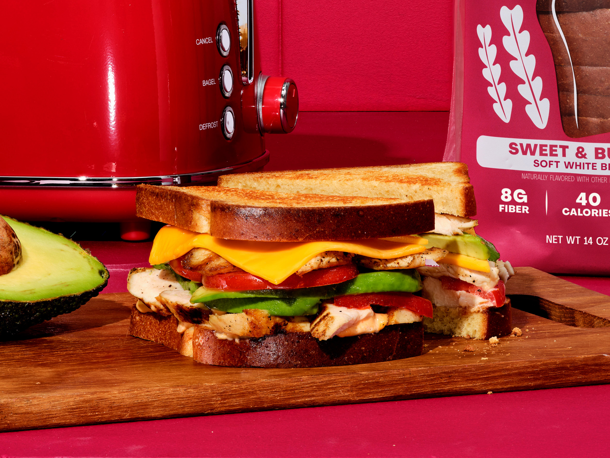 Keto Friendly Chipotle Chicken Sandwich Recipe - Sola Bread – The Sola ...